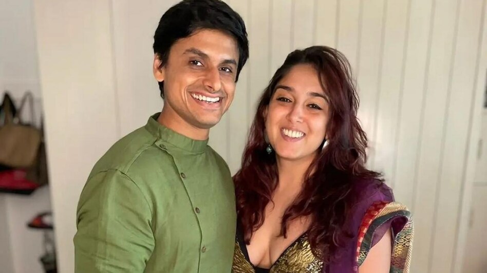 आमिर की बेटी आइरा की हुई सगाई, घुटनों पर बैठकर बॉयफ्रेंड ने पहनाई ...