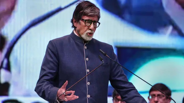किसके अंगने में हैं अमिताभ ? कोलकाता में दिए बयान पर भाजपा और TMC में ...