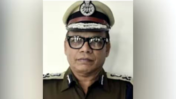 UP में फिर कार्यवाहक DGP, IPS विजय कुमार बने प्रदेश पुलिस के मुखिया - ABC News